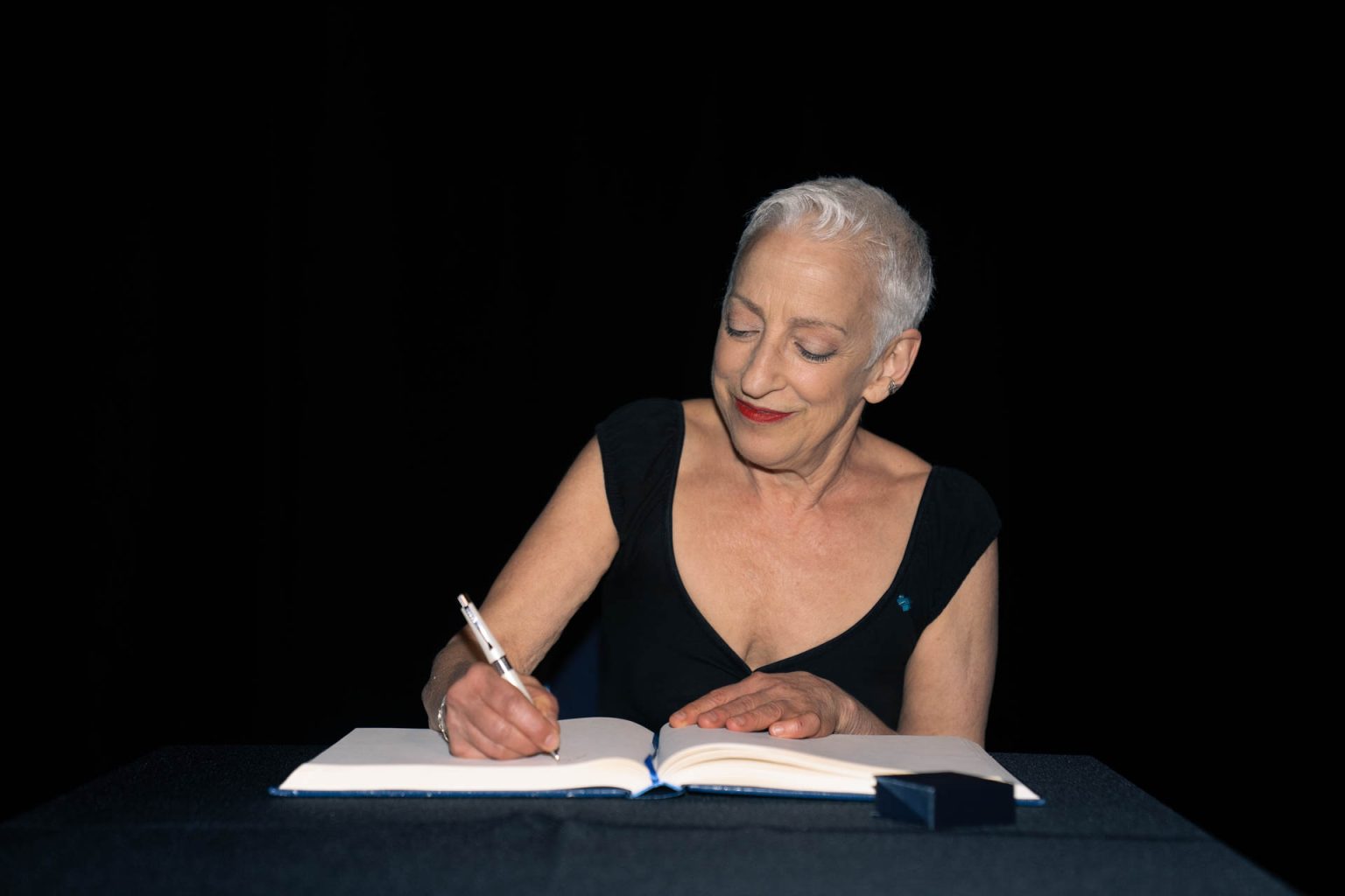 Dulcinée est récipiendaire de l’Ordre des arts et des lettres du Québec ...